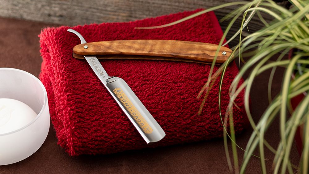 Old School Shaving - A selection of the best shaving tools available ...